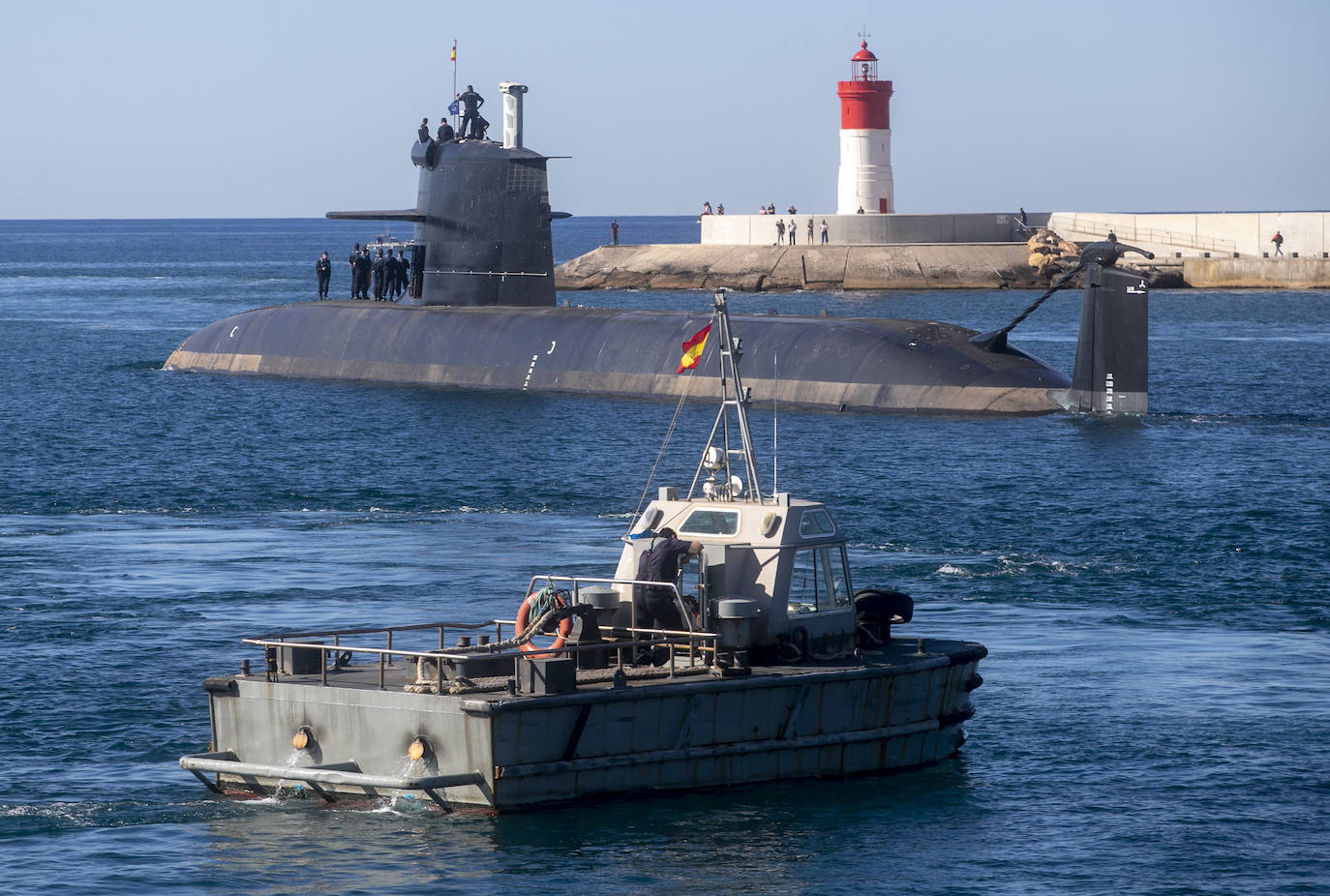 Fotos: El submarino S-81 'Isaac Peral' comienza las pruebas de mar ...
