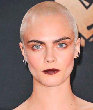 Mujeres con la cabeza rapada, ¿por qué ahora? | La Verdad