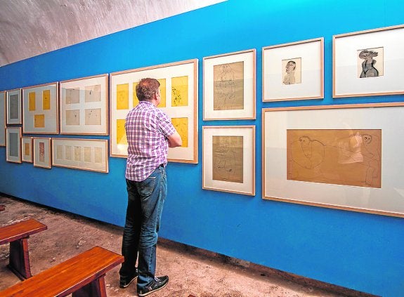 El Castillo de Aledo exhibe los dibujos de José María Párraga | La Verdad